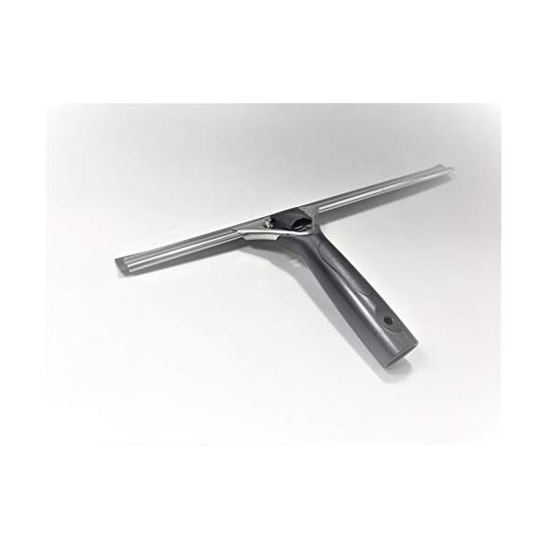 グリップの握り部分は人間工学に基づいて設計されたエルゴノミクスカーブを採用しています。グリップ部がゴム仕様になっており、 滑りにくくなっています。ホーム&amp;キッチン:掃除用品:スクイジー・ガラスワイパー