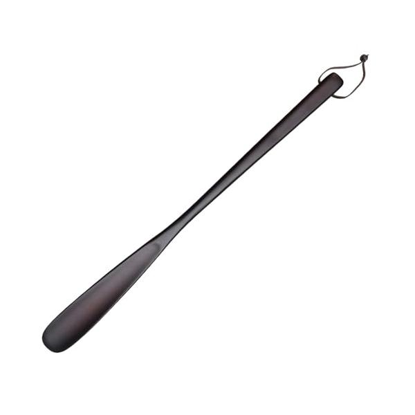 サイズ 幅4*奥行1.5*長さ40*  重量 60g 材質 本体:欅(天然木)/紐:牛革 生産国 中国耐水性、耐久性が良い天然木のけやきと牛革を使用した靴べら 大切な靴を長く履くために靴の型崩れや摩耗を防ぎます。牛革のひも付きで、シューズボ...
