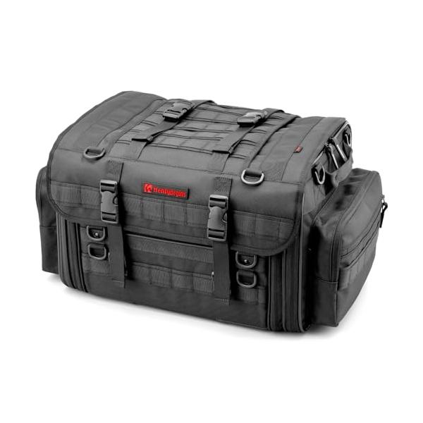 2泊からキャンプツーリングに適している可変型バッグ選べる2つの固定方法 イージーリングベルト / 4点支持ベルトバッグの前ズレや荷崩れ防止、乗降時の妨げになりにくい形状、非使用時のコンパクト性などアイデア満載のPRO仕様容量:42-56L ...