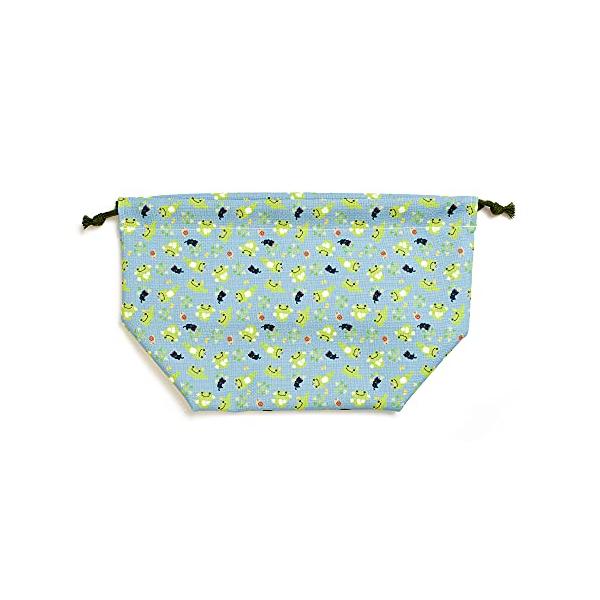 かえるのピクルス　ランチ巾着ベージュとブルーの2色をご用意主材質/ポリエステル　原産国/日本製サイズ　約280*165*120mm※色について、モニターの発色の具合によって実際の物と色が異なる場合がありますので、予めご了承お願いします。ホー...