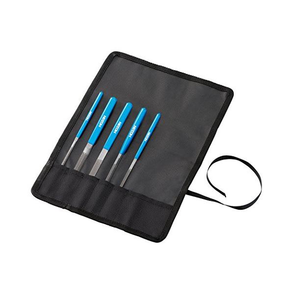 上目45のヤスリ5本セット。丸・半丸・平・三角・角をラインナップ。用途に合わせて選べます。ロールアップタイプの収納ケース付き。持ち運びや保管に便利。開けた際は一目で中身がわかるので、作業効率もアップ。原産国:日本 ヤスリ目 上目45 重量 ...