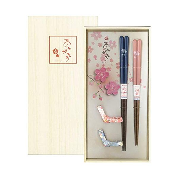 材質:箸/天然木・アクリルウレタン、箸置/紙・ウレタン原産国:日本パッケージ重量: 0.14 kg商品モデル番号: 63162ホーム＆キッチン/食器・グラス・カトラリー/箸・カトラリー・ピック/箸