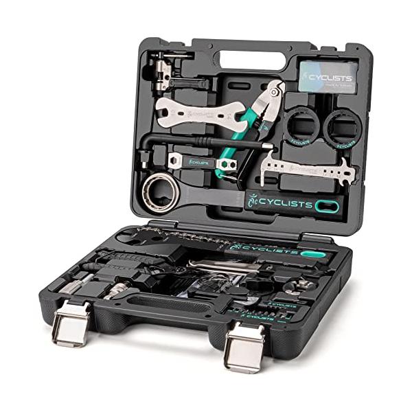 多種多様なメンテナンス作業に対応できる厳選した専用工具が一式揃う。全26アイテムをお買い得価格で提供。工具の整理や持ち運びに便利なツールボックス付き。安心の台湾製品。自転車を始めた方へのプレゼントにも最適。スポーツ&amp;アウトドア/自転...