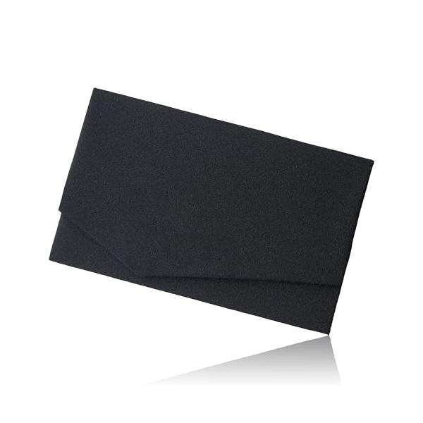 色：黒*?当店では、伝統的な日本文化を尊重しながら、高品質な梨地織りふくさを製造しています。熟練した職人の手作りで、一つ一つに個別の特徴があります。*?梨地織は、ザラザラした光沢のない表情で、夏向けのアパレル素材としても適しています。ふくさ...