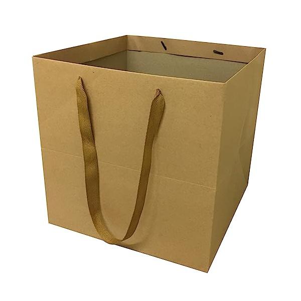 高品質のハトロン紙を使用した、丈夫で再利用可能なラッピング袋です。落ち着いたデザインは、様々な贈答用途に最適です。広いマチと大きな開口部が特徴の、便利な紙袋です。重さも軽く、紐付きで持ち運びも簡単です。無地でシンプルなデザイン、また丈夫で大...