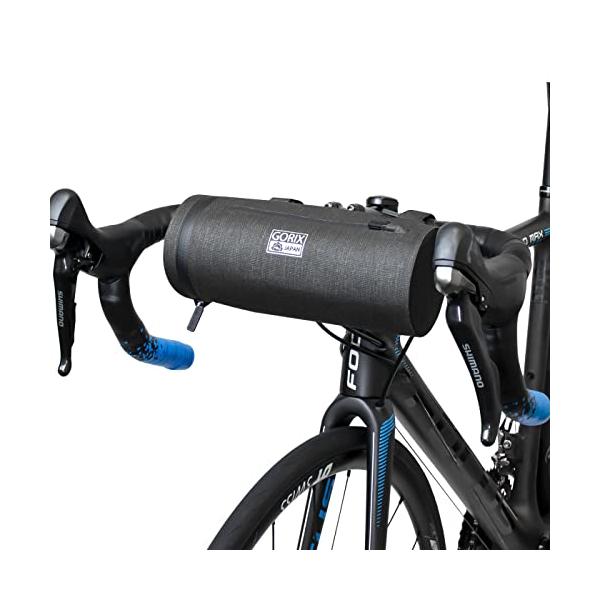 材質 ：600D ポリエステル* TPU 防水素材 サイズ ：直径φ10, 幅24.5cm 重量 ：約255 g 最大容量 ：2L 商品内容 ：バッグ、取付けベルト*2、簡易説明書 取付け位置 ：ハンドルバー、フレームトップチューブ 防水仕...