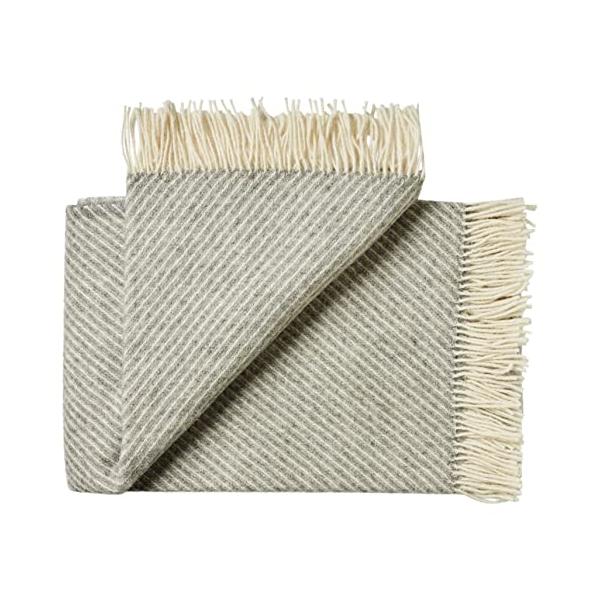 北欧生まれ。多目的に使える大人テイストなシルケボーのウルドスピンデリのスローケットホーム＆キッチン/寝具/ひざ掛け・ハーフケット