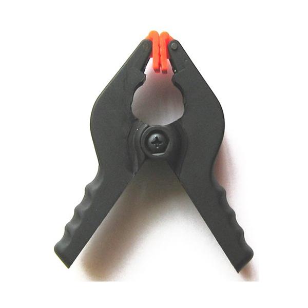 メーカー型番:No.14393全長:120mm最大口開き:約40mm重量:70g工作や接着作業時にワンタッチで強力に挟むことができます。DIY・工具・ガーデン/作業工具/締付・固定工具/クランプ/スプリングクランプ