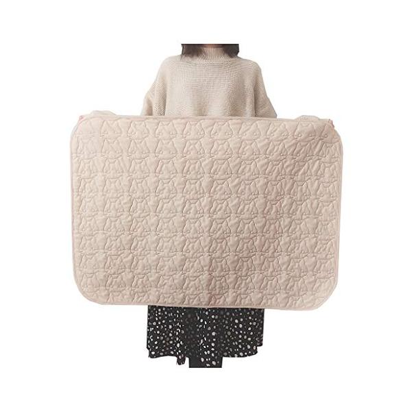 サイズ：70*100 ねこ柄 ベージュ 日本製素材：ポリエステル100%軽くて暖かくてかわいいキルティングブランケット。どんなお部屋にも合わせやすいベージュに珍しいねこ柄のキルト加工でおしゃれに。ベビーケット、お昼寝ケットにも最適。安心安全...