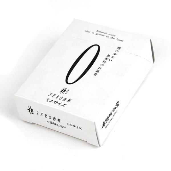 ゼロミニ寸 ホワイト ミニサイズ内容量：約 60グラム線香のサイズ：約 90ミリ燃焼時間：約 20分／本無香ですので香りに敏感な方にオススメですミニ寸のお線香ホーム&amp;キッチン/仏具・神具/線香