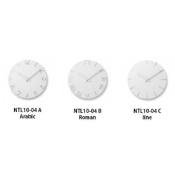 文字盤から文字を彫刻刀で彫り取ったような印象を与えるこの時計は、グラフィックをフォルムとして扱うことを試みています。彫り込まれた文字の落とす陰影が文字盤に立体感を与え、周囲の光環境に応じて表情を変えます。インテリアの装飾に用いられる素材、技...