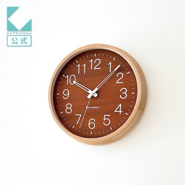 商品説明サイズ：Φ300×50mm重　量：850g材　質：ビーチ(木枠)、ウォールナット突板（文字盤）、ガラス　色　：ナチュラル仕　様：スイープムーブメント（連続秒針）付属品：取扱説明書、保証書、単３電池（1本）、壁掛け用木ネジ保　証：一年...