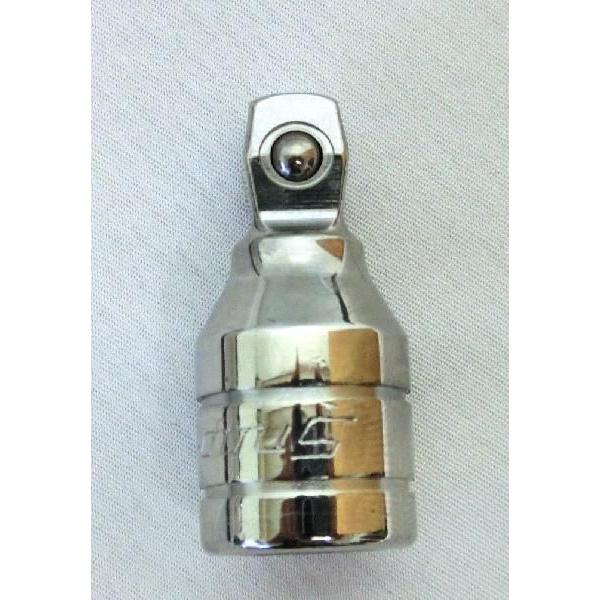 米国スナップオン社純正並行輸入品 3/8(9.5mm)差し込み エクステンション いやな角度もこれで解決ウォブル機構 ローレット加工されていて指先でのコントロール性も抜群！ 面取りしたドライブエンドは、接合しやすい仕様！ ボール部分はステン...