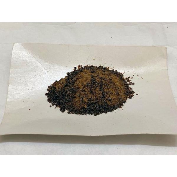 山東阿膠50g 小島漢方阿膠500gの小分けです。アンチエージングに。＊送料無料です。＊送付はゆうパケット（追跡有り）＊ゆうパケットは手渡しではありませんので受け取りの際はご留意ください。＊ゆうパケットでの発送ですのでた紛失・破損等での事故...