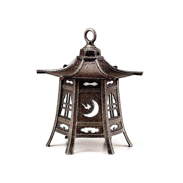 風趣に富んだ景色を描く高岡銅器の庭置物。吊灯篭