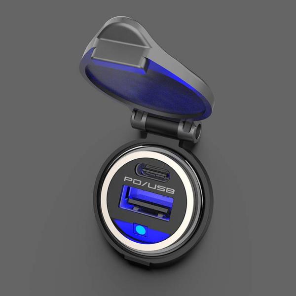 ■商品説明●車のDCソケットをUSB-AとType-Cの2ポートのUSB電源に変換。●車のDCソケットのキャップが閉まる超コンパクト設計。●USB PD(Power Delivery)規格準拠。USB Type-Cポート最大20W (9V/...