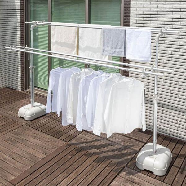 ■商品説明●砂や水を入れて使用する安定性抜群のブロー台付きものほし台です。●ブロー台１個あたり満タン重量：水のみ・・・約16kg、砂のみ・・・約22kg、水＋砂・・・約28kg●サビに強いアルミ製、アルマイトとトップコートの２層構造で耐久性...