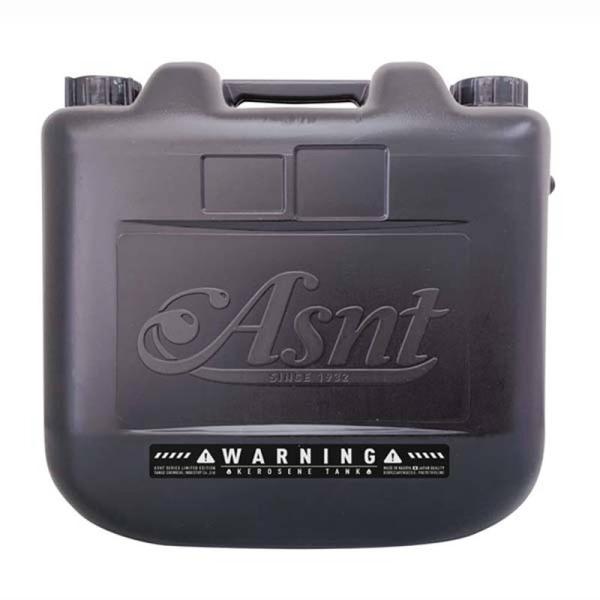 【発売日：2025年10月01日】■商品説明●タンゲ化学 ASNT KEROSENECAN●2025年秋冬の限定生産品！●容量は5L、10L、20Lの3サイズで各2色の展開になっています。●3サイズ共に密閉キャップ2個と長尺ノズルが付属して...
