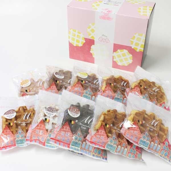 【商品について】プレーン4個とショコラフォンダン（生地の中にチョコレート）、たっぷりチョコレート(生地の上にチョコレート）、バニラシュガー、アカシアのはちみつ、ココアシュガー、シナモンシュガー　各1個をギフトセットにしました。オーブントース...