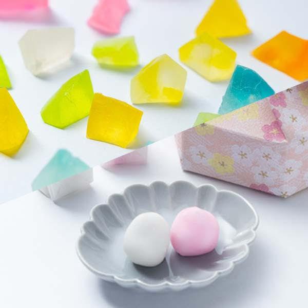 【商品について】国産鬼クルミを当店秘伝の糖蜜で紅白に衣掛けした加賀藩献上銘菓。 お口の中で軽く湿していただくと、とろりと溶けて胡桃の渋み・香ばしさと非常に良くマッチする「千歳くるみ 花こばこ」と食べる宝石「琥珀糖」とのセットです。