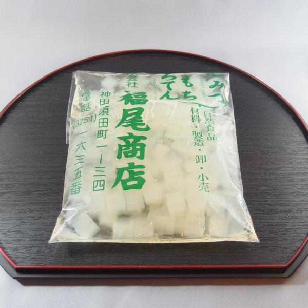 あんみつ・豆かん用のさいの目寒天です。こちらは寒天のみの商品となります。最高級の伊豆・伊豆諸島の天草など数種類ブレンドし、昔ながらの製法で作った当店自慢の生寒天。良質な天草でしか作れない風味とコシのある寒天です。低カロリーで食物繊維が豊富な...