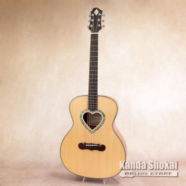 CAG-100HS-Eは、フィンガー・ピッカーにも人気の高い小振りなグランド・オーディトリアム・ボディーのエレクトリック・アコースティック・ギターです。ボディーは板材の時に真空状態で熱を加えることで余分な水分やミネラルを取り除いたソリッド・...