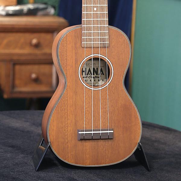 ■Top: Solid Mahogany with Black/White Purfling■Back: Solid Mahogany■Sides: Solid Mahogany■Binding: Wood■Body Length: 9-1...