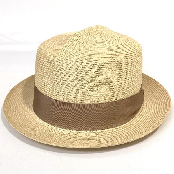 1917年創業、カナダの高級ハットメーカー「Biltmorehats（ビルトモアハット）」その精巧な製造技術や品質から高い評価を得ており、洗練され目を惹くシルエットが魅力的。前から後ろにかけてスジのように山のあるオプティモ独特の形状。スジ入...