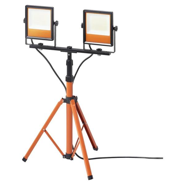 商品名LEDスタンドライト品番LWT-15000ST2商品サイズ（cm）幅約82×奥行約72×高さ約90〜150重量約5.5kg全光束15000lm光束維持時間40，000時間光源色昼光色電源AC100V、50Hz／60Hz定格消費電力11...