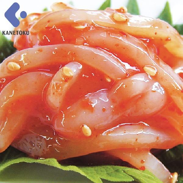 もっちり甲いかに合わせた、旨味とコクのキムチだれ！ 「　いかのお刺身が好き&amp;キムチが好き　」なあなたのための「いかキムチ」です。かね徳特製のキムチダレは、沖アミエキスたっぷりの魚醤で旨味とコク、りんご、トマト、玉葱のたっぷり野菜で自...