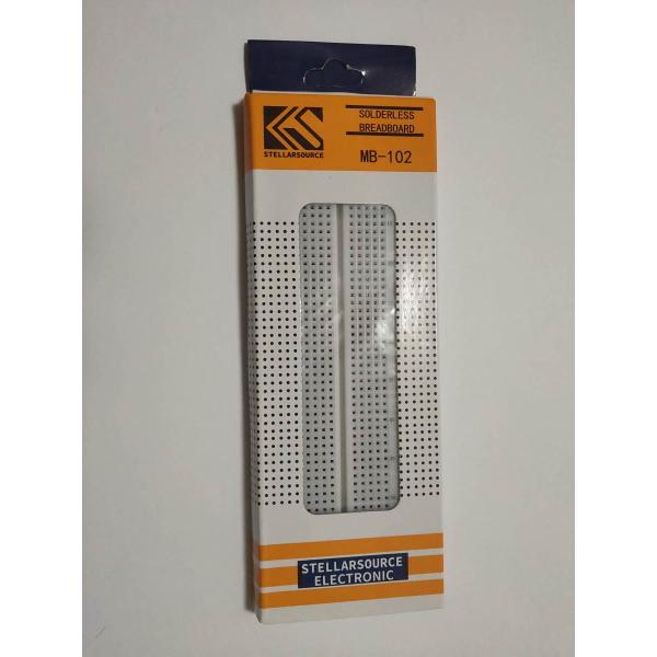 ☆☆☆　ブレッドボード　MB-102　☆☆☆電子回路の試作に便利なブレッドボードです。はんだづけを行わずに回路を組むことができます。程よい大きさで、複数個連結して使用する事も可能です。Arduinoでの周辺回路の製作・実験にも最適です。[仕...