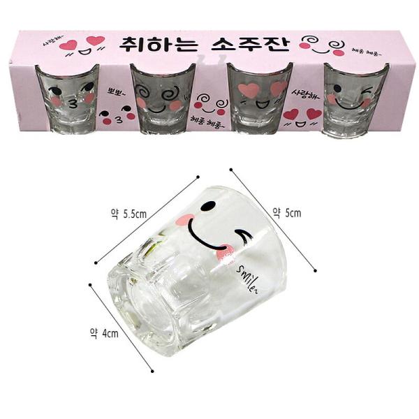 内容物 : 4個X1set材質 : ソーダ石灰ガラス商品説明 : 韓国の焼酎のコップです。原産国 : 中国☆輸入状況によりデザインが変わる場合もございます。☆