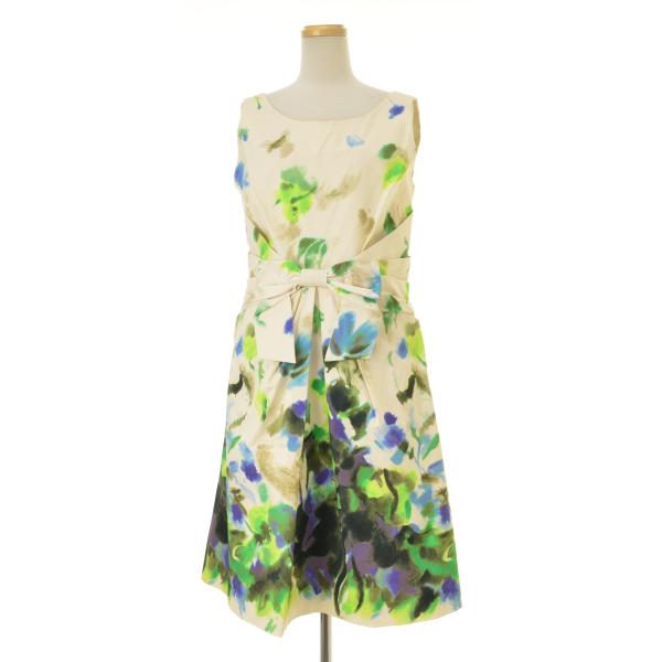 ※アプリでご覧の場合は、画面上部の「詳細」か画面中央付近の「すべて見る」を押し、スマートフォンのブラウザでご覧の場合は「もっと見る」を押して詳細情報をご確認下さい。● LADY'S ITEM ●■ Conditionコンディション：A■ I...