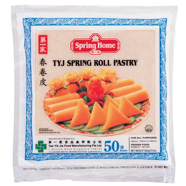 揚げた後もサクサクとした食感が続きます。一枚ずつ剥がすのが容易で破れにくいので使い勝手に優れています。一辺約１９ｃｍ　内容量：５０枚　【冷凍便】