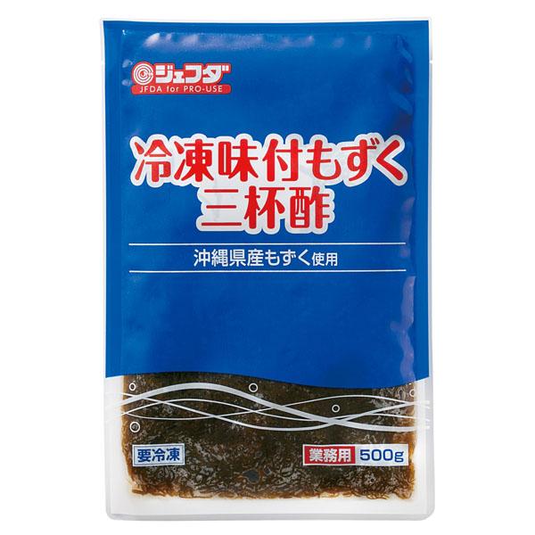 沖縄県産太もずくを使用し、だしの旨味を生かした三杯酢で味付しております。解凍後そのままお召し上がりいただけます。【内容量：５００ｇ／冷凍便】