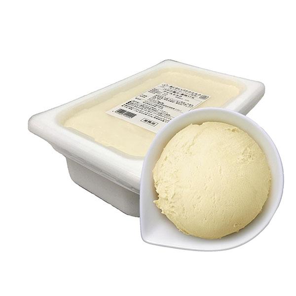 フルーティーなバナナと乳の風味をあわせたバナナミルクの味わいです。（もったいないバナナ原料使用）　内容量：２０００ｍｌ　【冷凍便】