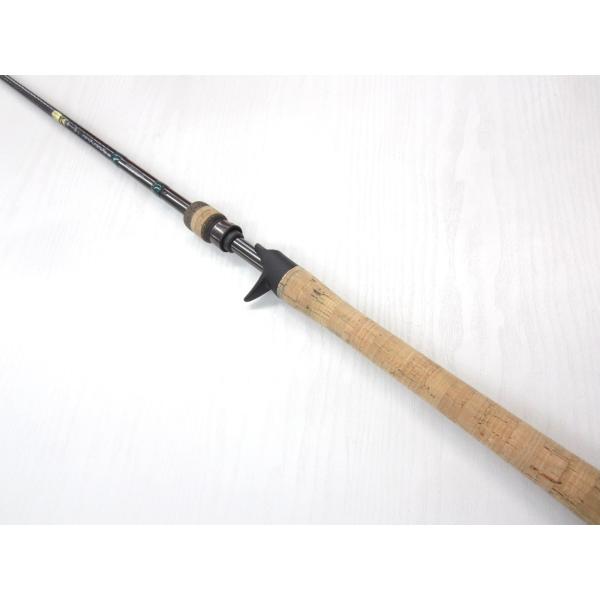 画像を参照の上ノンクレーム、ノンリターンでお願いします。＊コンディションに関する詳細な質問には落札後トラブルになるので返答できません。