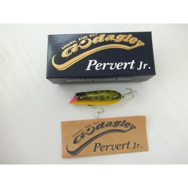 写真は１例になります。デッドストック品です。デッドストック品の為、箱やルアーにキズやいたみがある物もございます。ご了承ください。ロッドティップを軽くあおるとその場でテーブルターン、少し強くあおると軽快なポップサウンド、リトリーブすると水面下...