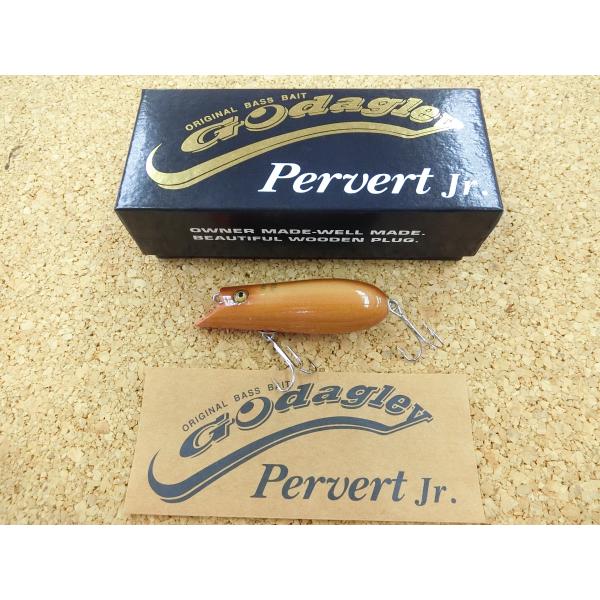 写真は１例になります。デッドストック品です。デッドストック品の為、箱やルアーにキズやいたみがある物もございます。ご了承ください。ロッドティップを軽くあおるとその場でテーブルターン、少し強くあおると軽快なポップサウンド、リトリーブすると水面下...