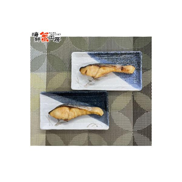 ◆商品内容【冷凍】熟成秋鮭切身 4切（約200g）※重さは冷凍状態のものです。※骨とり商品ではありませんので、お召し上がりの際は十分ご注意ください。◆原材料白鮭、食塩/ph調整剤、酸化防止剤（チャ抽出物、ローズマリー抽出物）◆お召し上がり方...