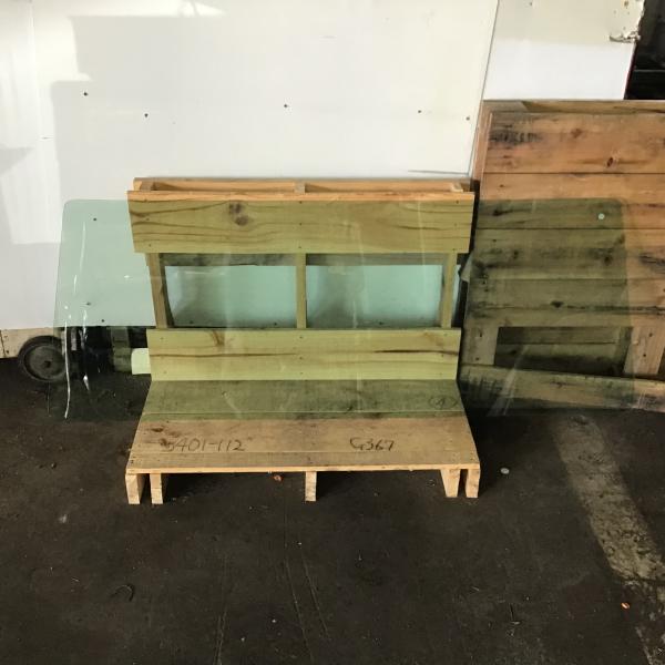 サイズが大きい為、個人宅宛に発送ができません。個人の方で購入の場合事業所名宛て又は、最寄りの西濃運輸運輸営業所止めが可能な営業所をご指定ください。営業所止めに対応していない店舗もございますのでご確認ください注)頂き物の為、詳細が分かりません...