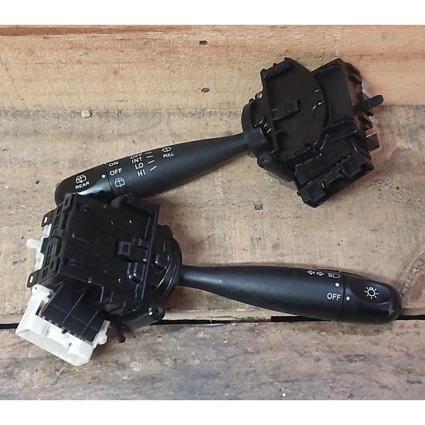 ○部品情報商品名:ディマースイッチ車名/車種:ダイハツ ミラ L年式:H16/9型式:TW-L250S GMMK型式指定/類別区分:ナシ走行距離:73492km現品番号:173772 173667純正品番:84140-B2010-000 8...