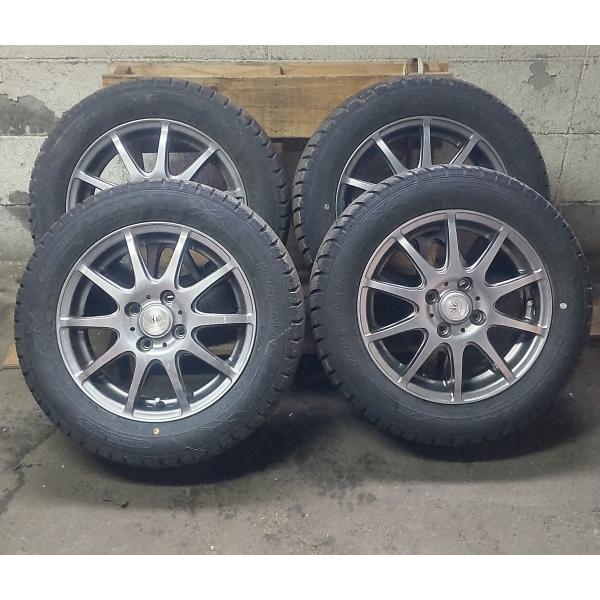 ○商品情報○タイヤサイズ:165/65R14 79Qメーカー:GOOD YEAR ICENAVI6製造:2019年製種類:スタッドレス数量:4本溝:7.6-8.0状態:中品品。汚れ:アリ石詰まり:アリパンク修理:ナシ山:摩擦感有溝内:劣化割...