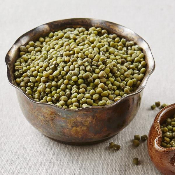 名称緑豆原材料名緑豆内容量400g賞味期限別途記載保存方法直射日光、高温多湿をさけて保存してください。原産国名中国　