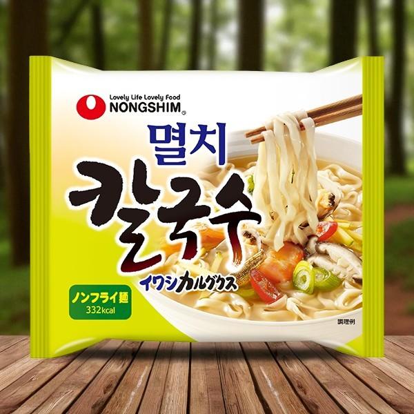 名称 即席中華めん(イワシカルグクス)原材料名 めん(小麦粉、でん粉、植物性風味油、食塩、シーフードペースト)、スープ(いわしエキス粉末、食塩、魚介エキスパウダー、しいたけ粉末、植物性風味パウダー、唐辛子調味シーズニング、砂糖、粉末しょうゆ...