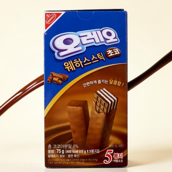名称 チョコレート菓子原材料名 チョコレート（砂糖、植物油脂）、小麦粉、植物油脂、デキストリン、ぶどう糖、砂糖、ココアパウダー、ホエイパウダー、全粉乳、脱脂粉乳、ココナッツパウダー、食塩乳化剤、香料、膨張剤、酸化防止剤（カテキン）、（一部に...