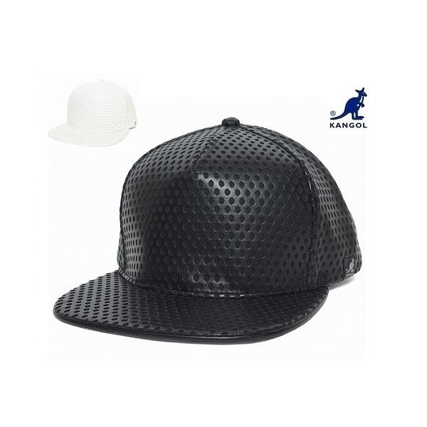 メッシュ素材に型抜きされたフェイクレザーが重ねられたフラットバイザーキャップです。 アジャスター無しですが汗止め部分は伸縮性のあるゴムで作られています。フィット感もあり被り心地も抜群な仕上がりです。シンプルですが、こだわりのあるマテリアルが...