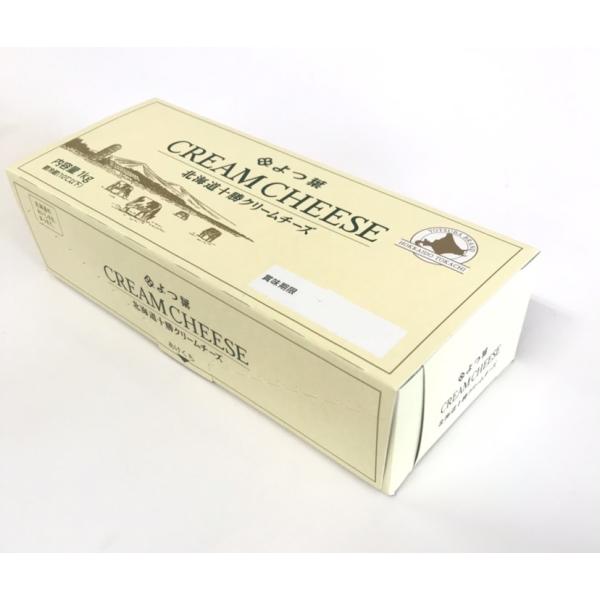 ●北海道十勝産の良質な生乳とバターミルクを100%使用した、コクと酸味の調和がとれたクリームチーズです。使いやすい固さなので他の素材ともなじみが良く、そのままクラッカーやパンに乗せたりと幅広くご使用頂けます。●内容量:1kg●配送について商...