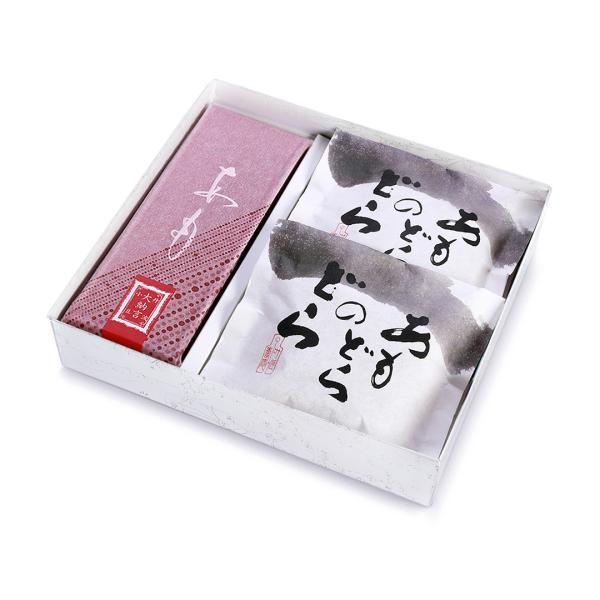 やわらかな羽二重餅と、やさしくほどける小豆を合わせた代表銘菓〈あも〉。代表銘菓「あも」に合うようにしっとりと焼き上げたどらやきの皮「あもどらのどら」の詰合せギフトです。どらやきの皮で「あも」を挟み、手づくりどらやきとしてお召し上がりいただけ...