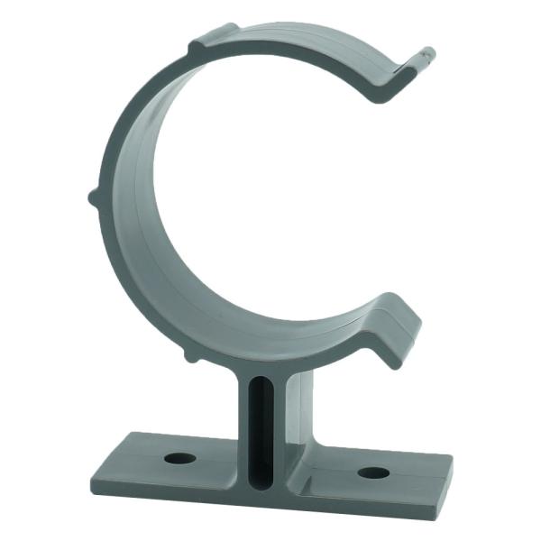 ・規格：VP、VU用・サイズ：50Ａ・材質：塩ビ・パイプの付け外しがしやすいVP50、VU50パイプを壁面に沿って固定するための部品です。C字型のアーム構造で、壁から少し離れた位置にパイプを保持できます。支え部分には取付穴があり、ビスで壁に...